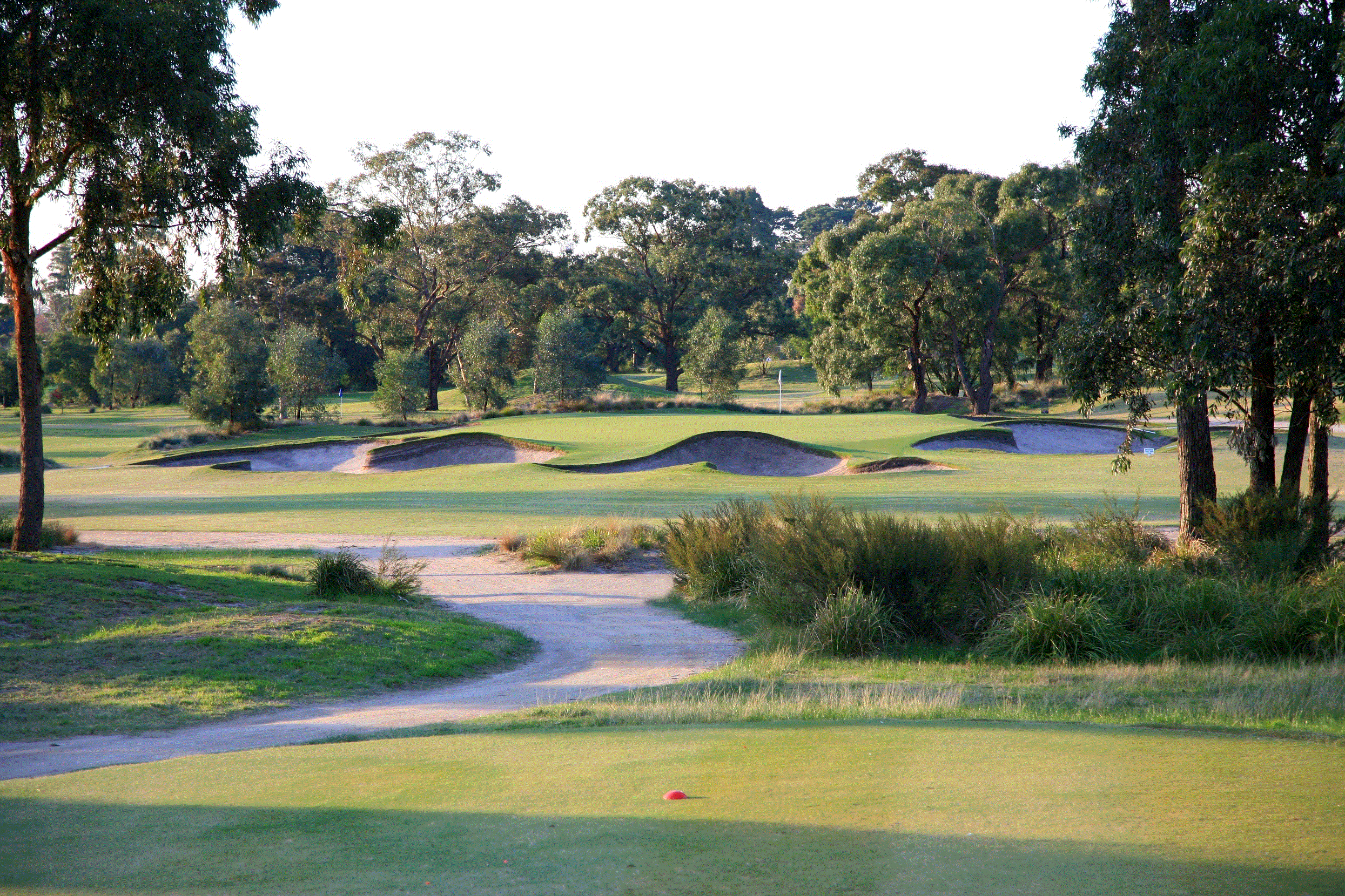 Huntingdale Golf Club | Victoria | Reviews, Scorecards, Green Fees ...