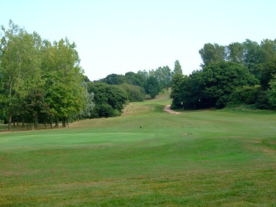 Basildon Golf Course - TheSocialGolfer